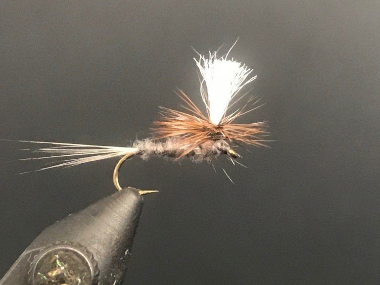 Tying a Parachute Adams Fly Pattern: Tying Instructions and Recipe