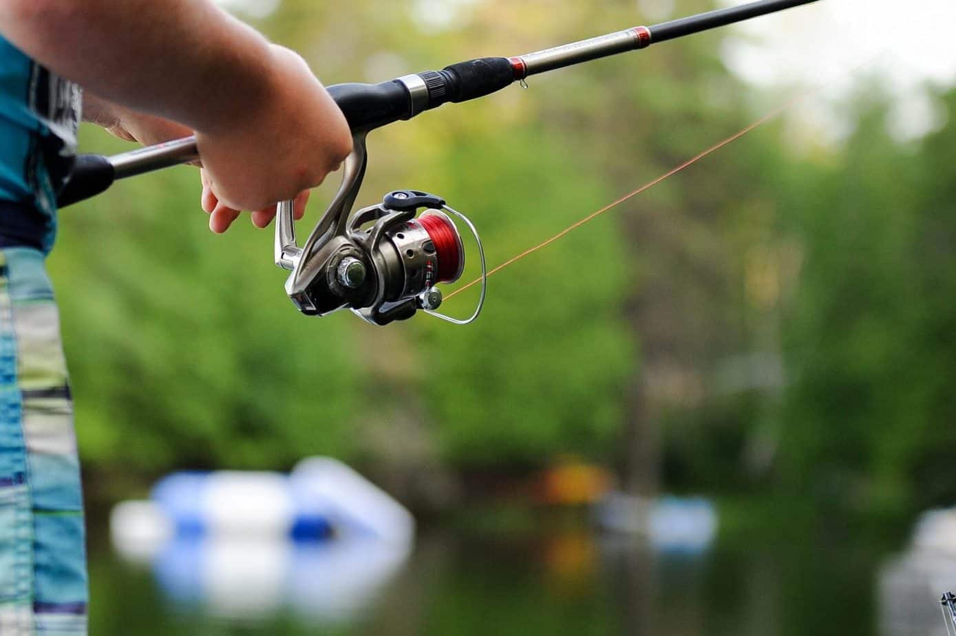 How to Cast Light Lures: Tips for Maximizing Casting Distance