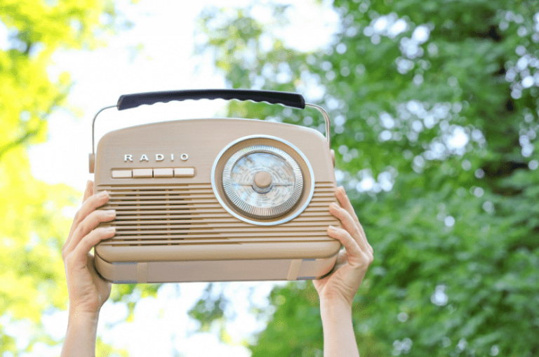 Best Weatherproof Portable Radio: 8 Top Models Reviewed